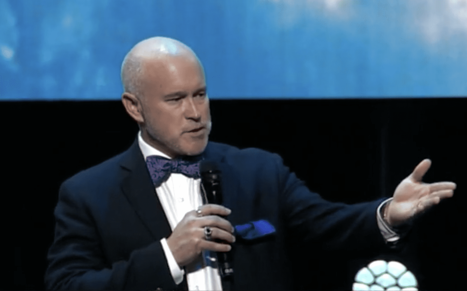 Dr. David Martin EXPOSES The Coup D’Etat! - Jellyfish.NEWS